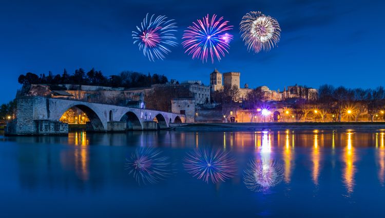 New Year's Eve in the Colors of Santons Historical Stops and Flavors of ...
