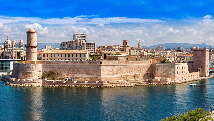 French Art and History Along the Rhône River | CroisiEurope Cruises