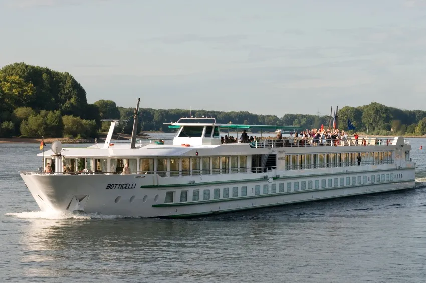 MS Botticelli Seine cruise ship : Photos and Cruises | CroisiEurope Cruises