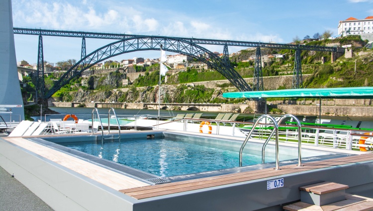 Croisière en famille | Gratuit pour les enfants | été 2023 | CroisiEurope