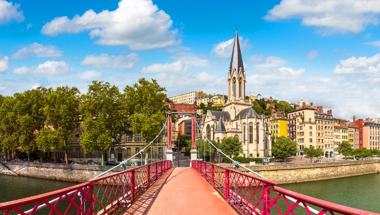 Lyon to the Tip of Provence on the Rhône and Saône Rivers ...